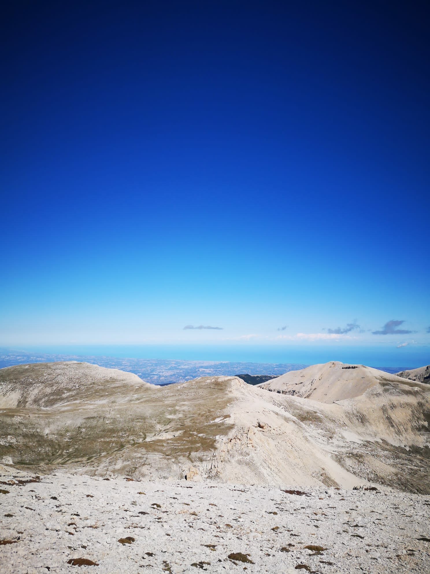 Sulla vetta del MONTE AMARO in Abruzzo • Majellando